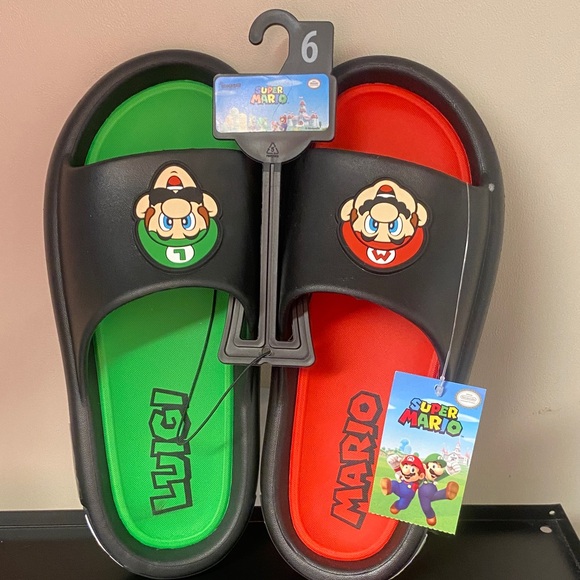 Nintendo | Shoes | Nintendo Mens 6 Slides Black Red Green | Poshmark